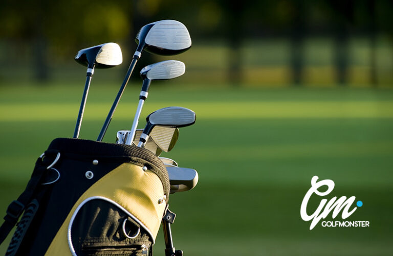 How To Choose The Right Golf Bag: Complete Guide for Beginners